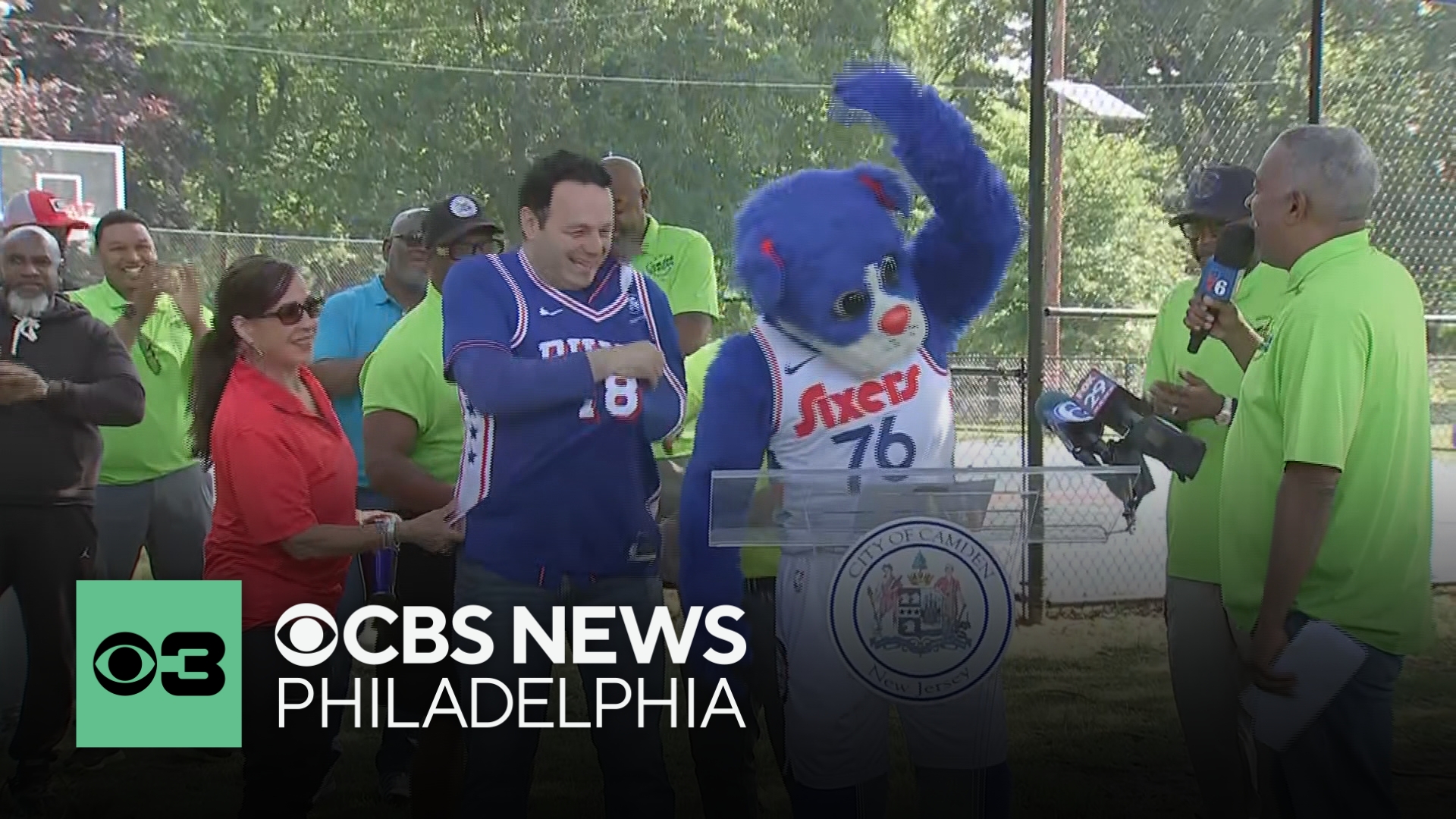 Philadelphia 76ers help clean up park in Camden, New Jersey