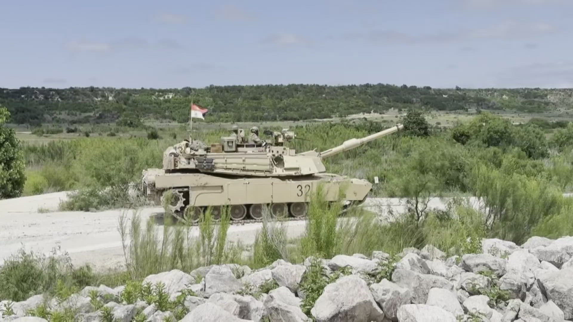Can DC streets withstand M1 Abrams military tanks for the parade?