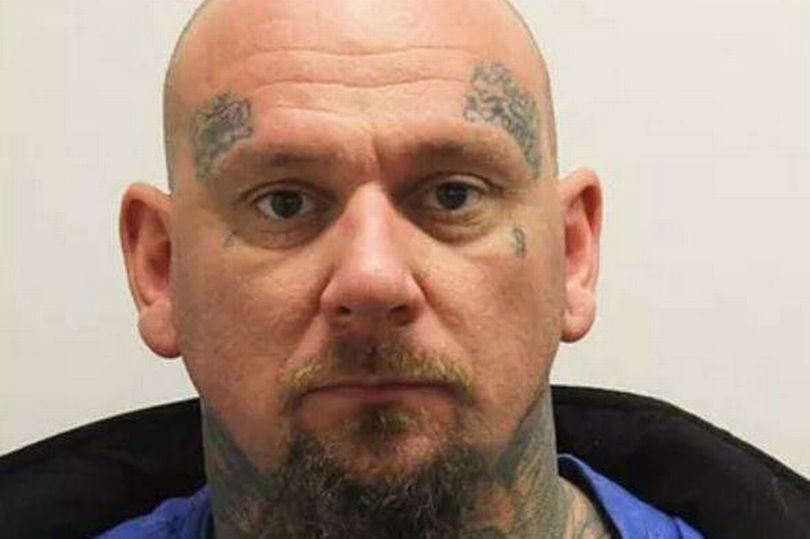 Mom 'shoots child abuser she caught trying to rape her 12-year-old ... Mom 'shoots child abuser she caught trying to rape her 12-year-old ...
