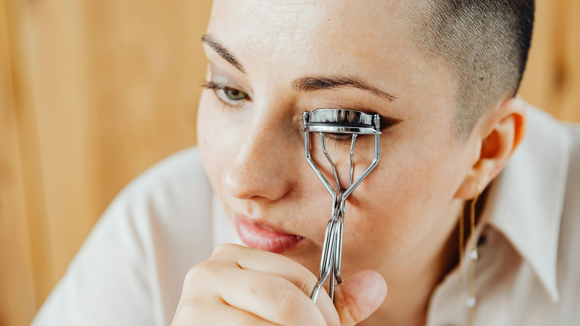 20 Beauty Tips For People Who Wear Glasses