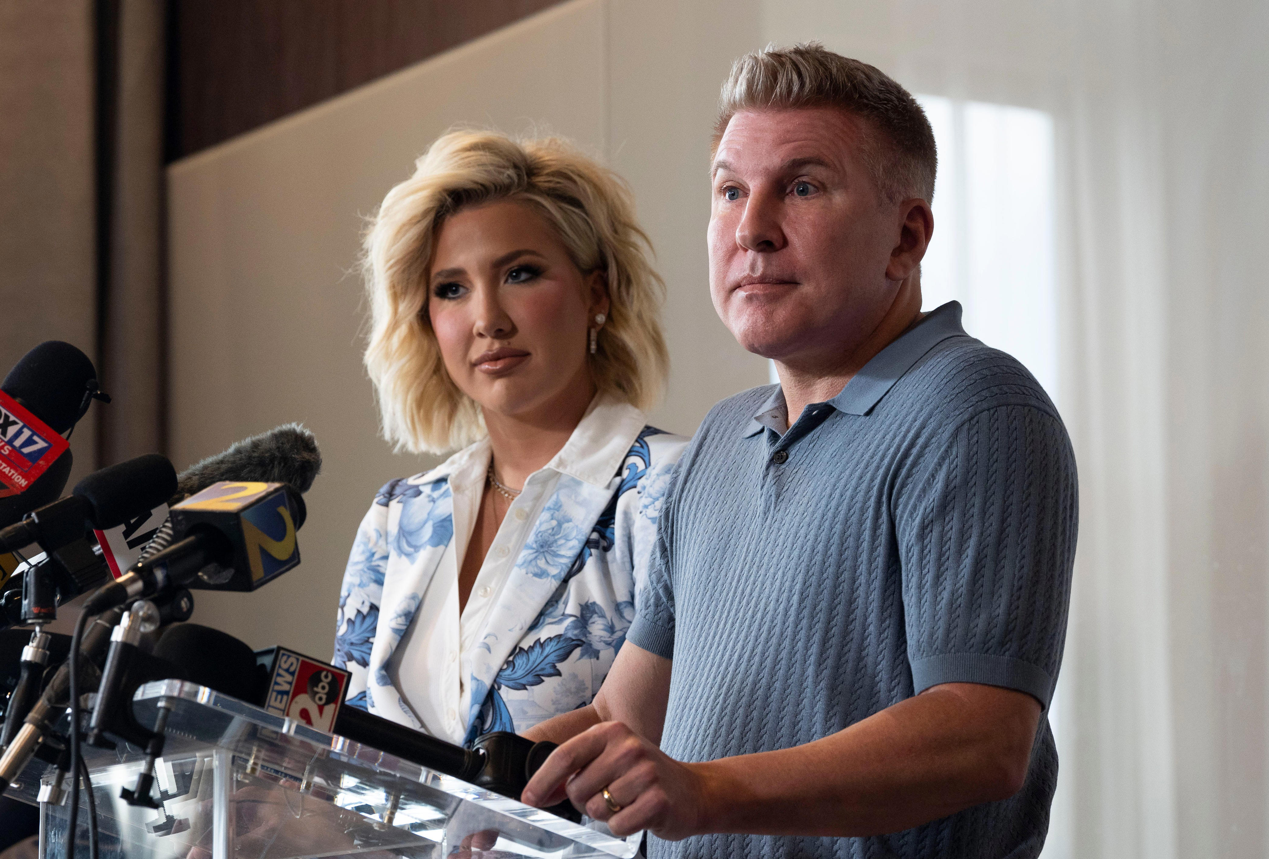 Why did Donald Trump pardon the Chrisleys? How to stream 'Chrisley ...