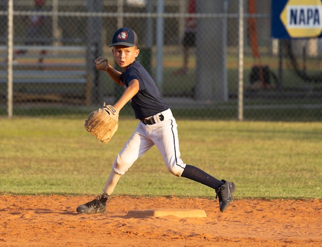 Tampa teen eyes MLB as first player with prosthetic leg