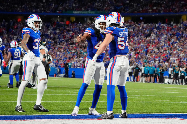 Josh Allen not at Bills OTAs for clear reason, full list of players absent