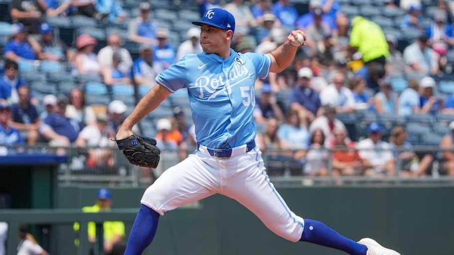 Kansas City Royals Lefty Wins American League Pitcher of the Month