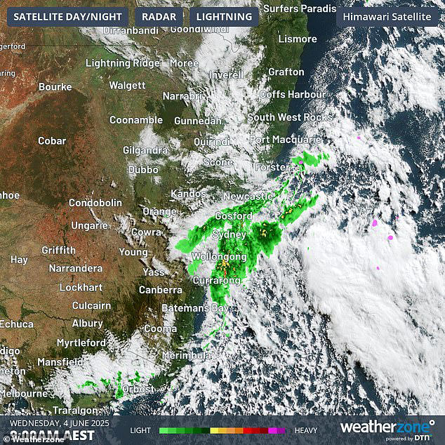 Sydney shivers through its coldest day of 2025 - so how cold will it ...