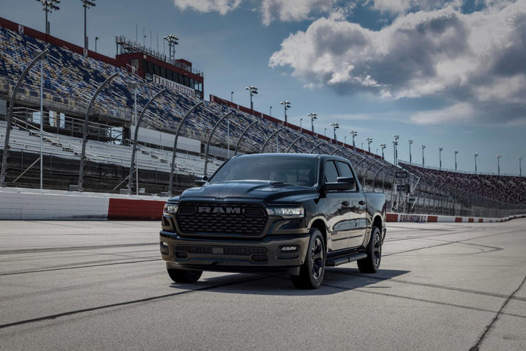 The Hemi V-8 Has Come Home to the Ram 1500 for the 2026 Model Year