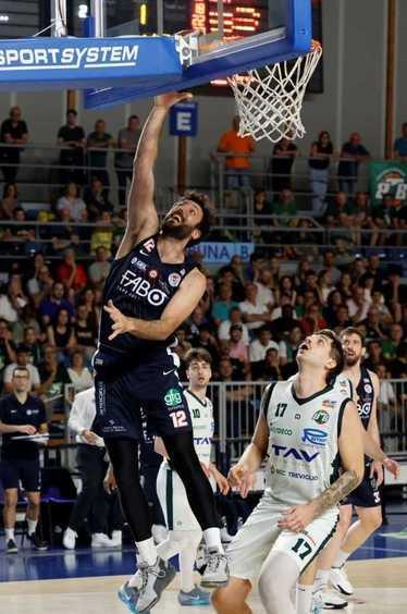 Fabo, sei straordinaria. La finale è di nuovo realtà