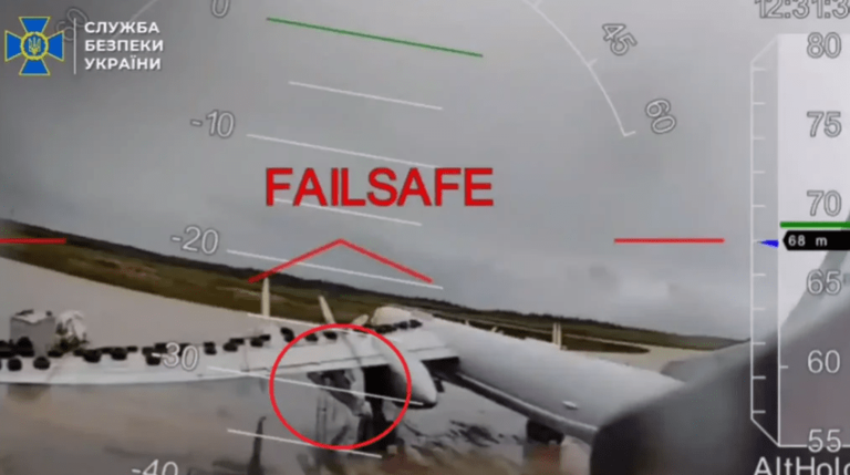 Spiderweb operation : Tu-95 bombers armed with missiles for strikes ...