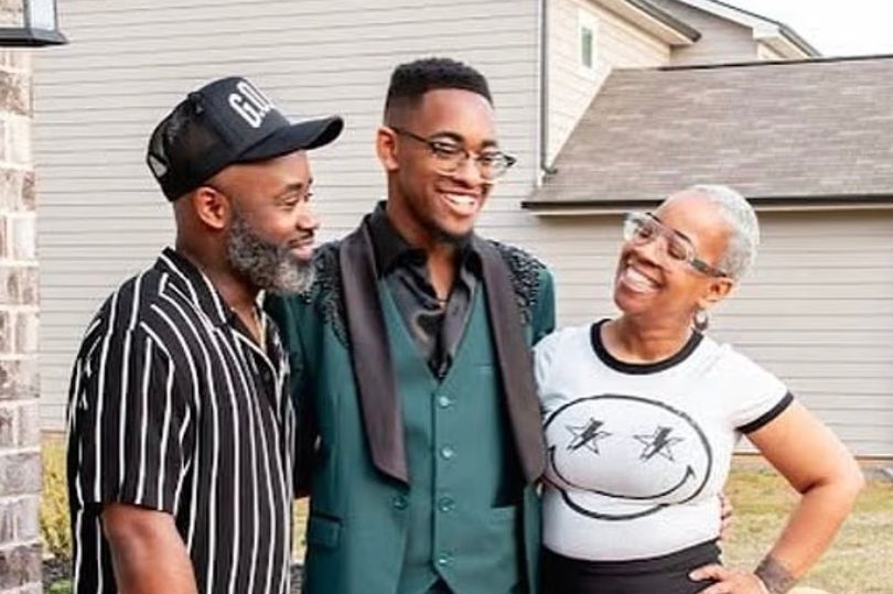 The Wire star Tray Chaney in tears as he shares update on son who was ...