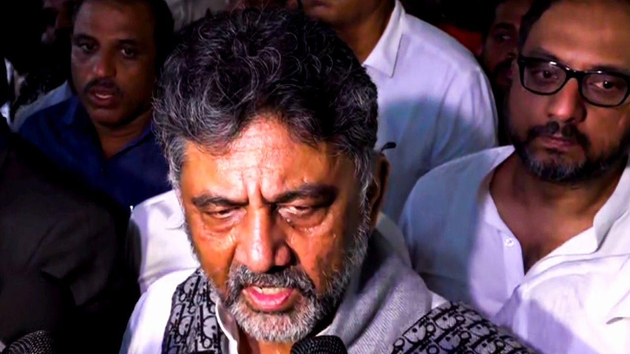 IN PHOTOS RCBs victory parade in Bangalore turned into stampede leaves ...