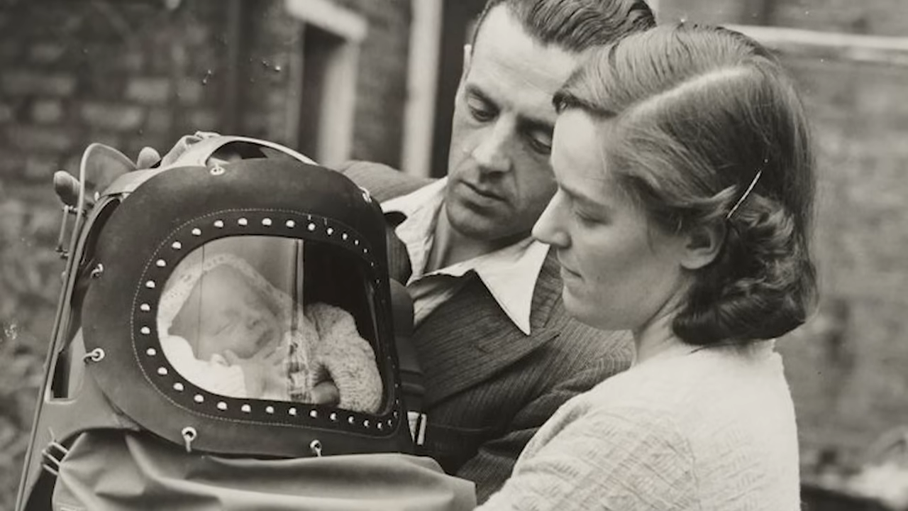 Haunting Photographs Taken During World War II