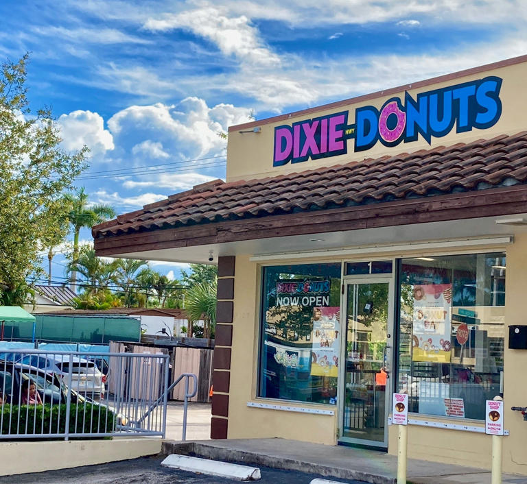 National Donut Day: New shop opens in West Palm; free doughnuts at ...