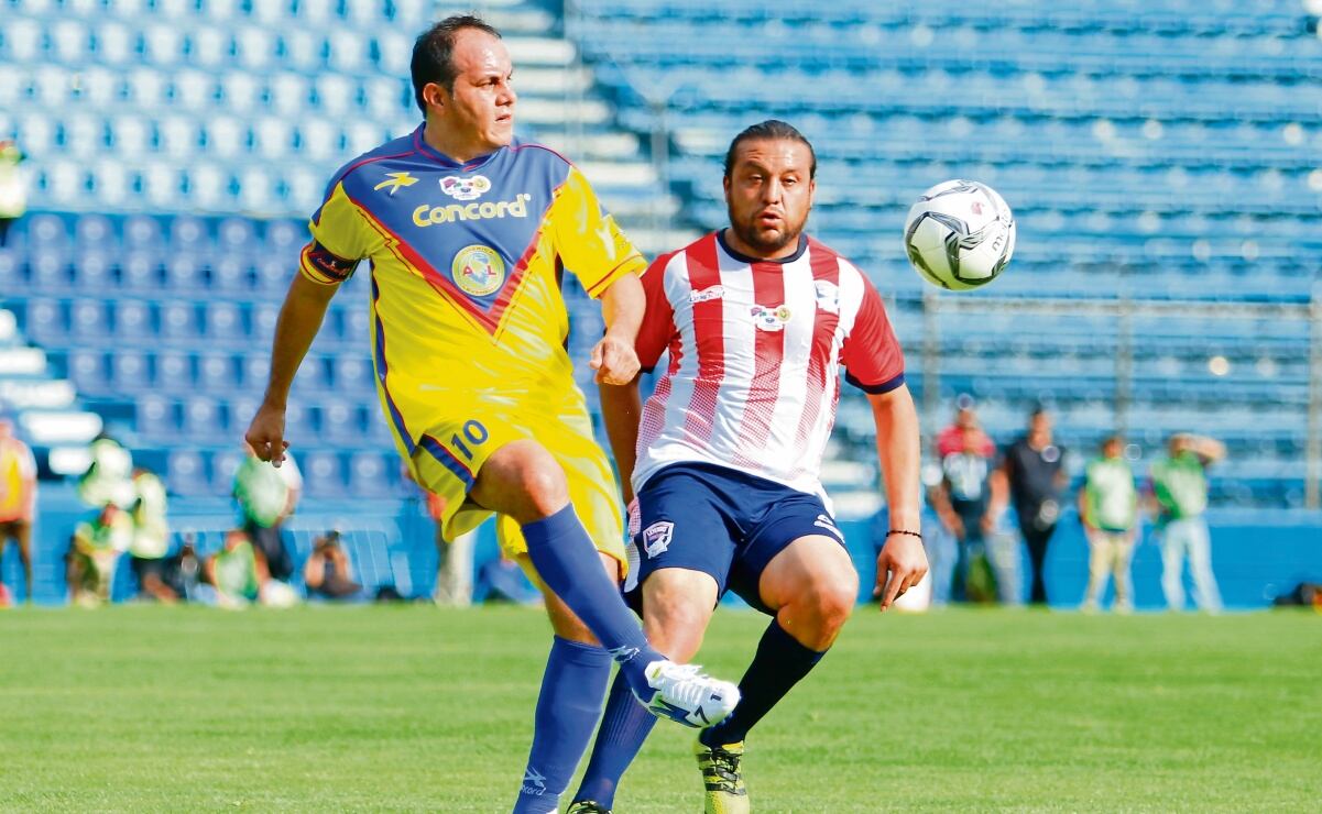 Héctor Reynoso ve que el jugador valora el futbol fuera de Chivas ...