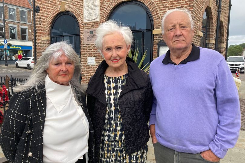 Seven councillors resign from town council, with remaining four to ...