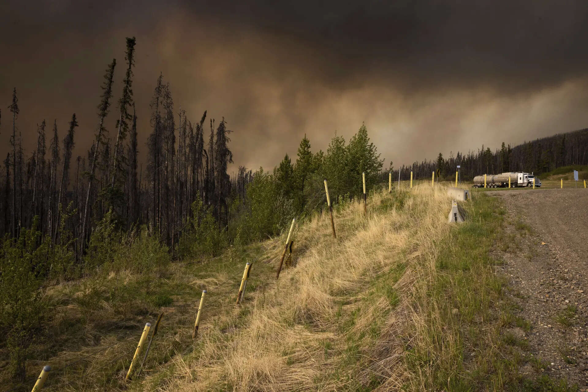 Hundreds of thousands in US asked to limit outdoor activities in ...