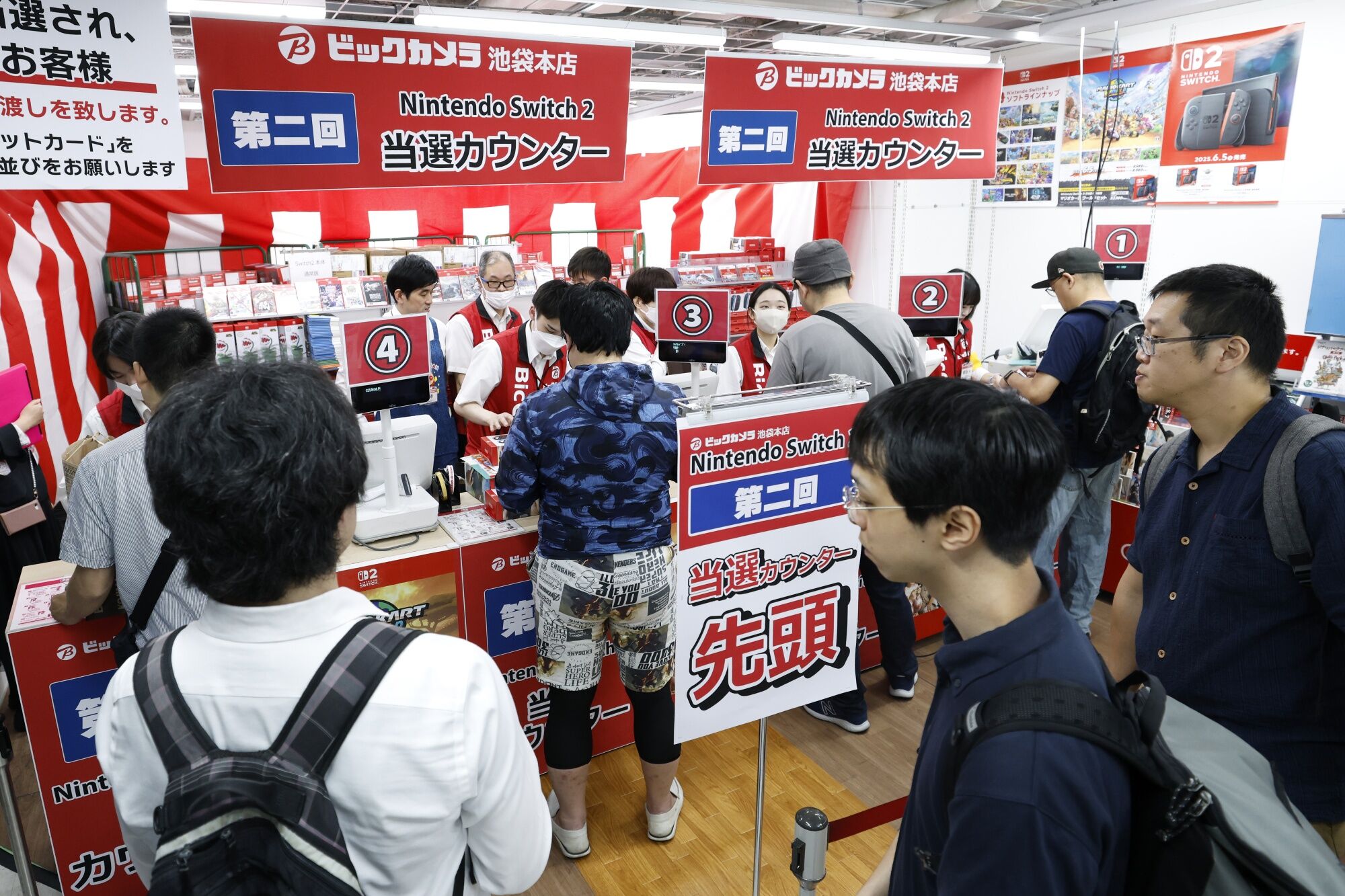 Nintendo’s Switch 2 Lures Fans to Biggest Gadget Launch in Years