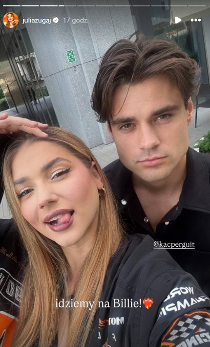 Julia Żugaj tańczy w objęciach znanego muzyka. Tekst piosenki jest wymowny