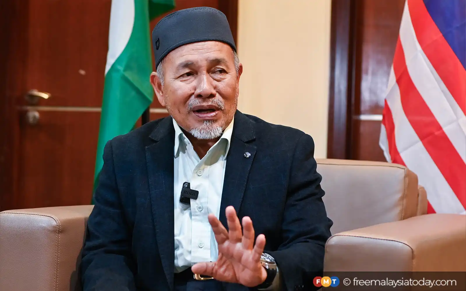 Dr M’s new Malay platform key to uniting divided community, says Tuan ...