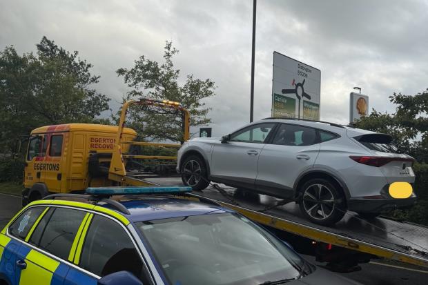 Police seize vehicle being driven without insurance or full license