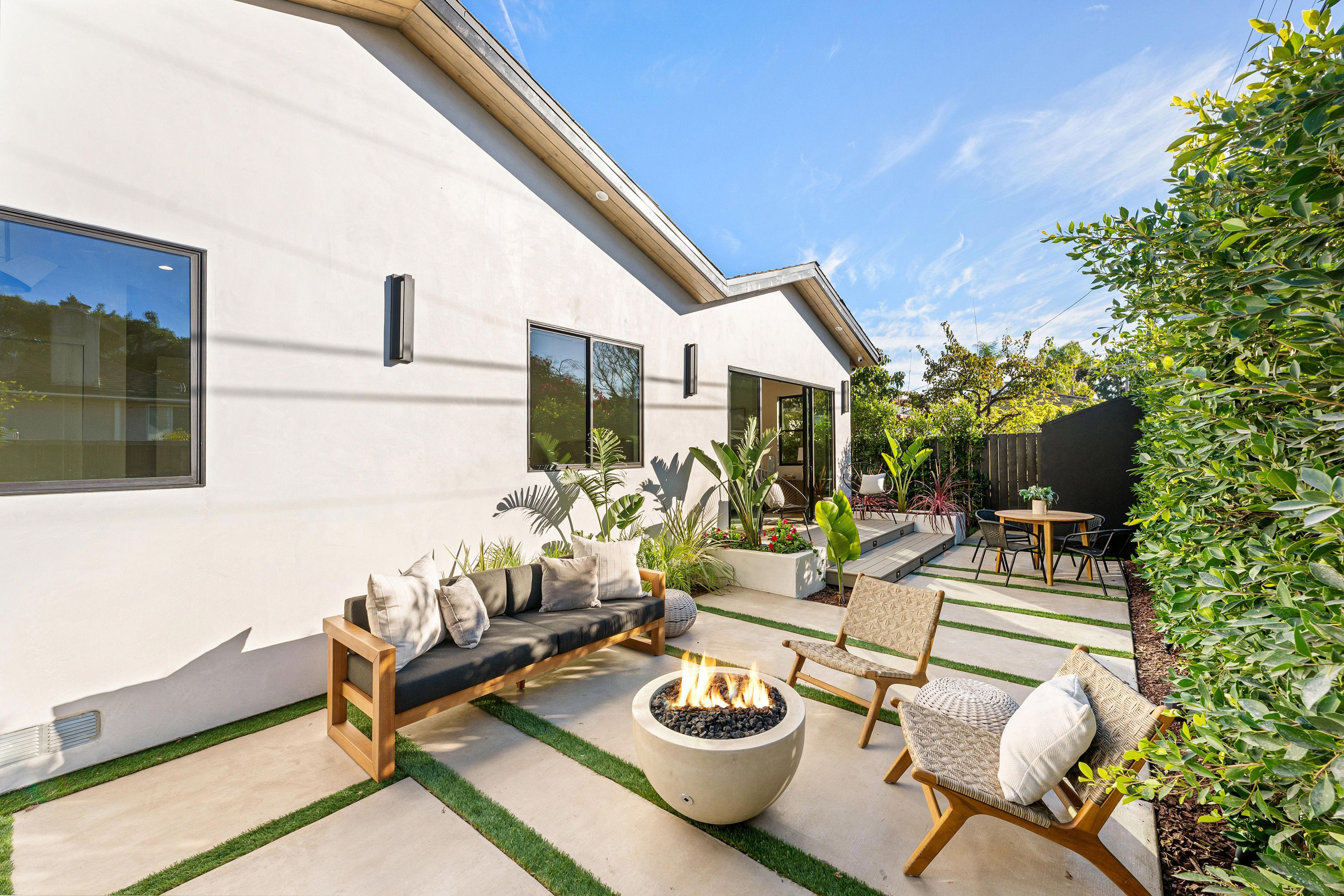 As a designer, there are 9 things I'd never waste money on for an ...