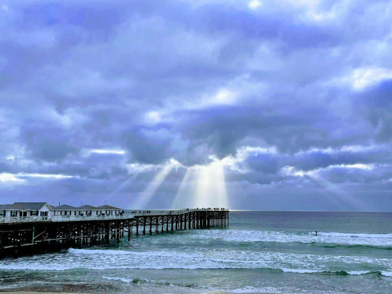 Sleep over the ocean: Crystal Pier Hotel celebrates 95 years in Pacific ...