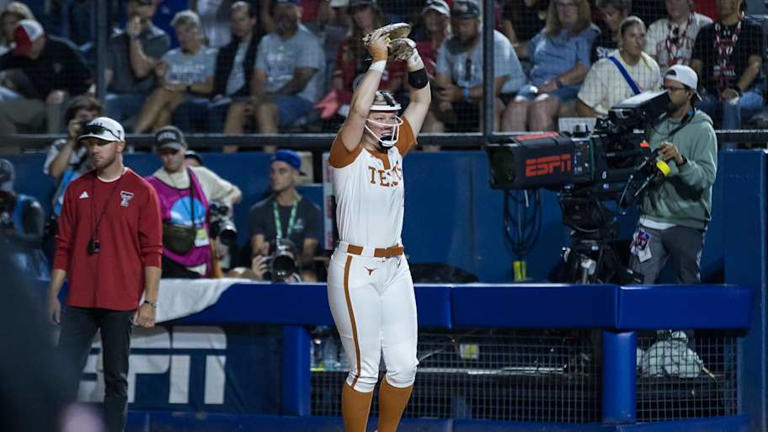 How to Watch Texas Longhorns Women's College World Series Championships ...