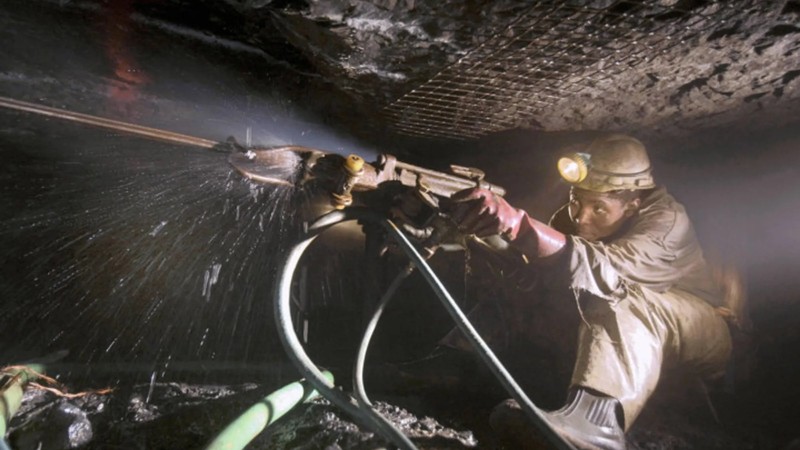 Impala Platinum and Amcu negotiate to prevent Rustenburg strike