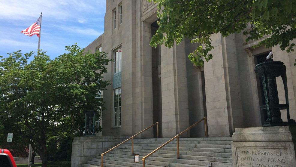 Bookkeeper admits to embezzling nearly $1M from 3 businesses in plea ...