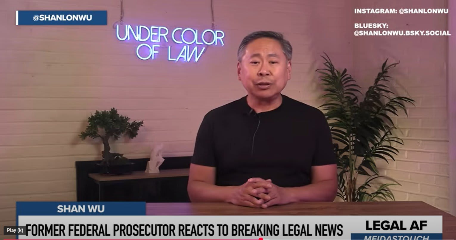 'Illogical': Ex-prosecutor points out major flaw in Trump's major legal ...