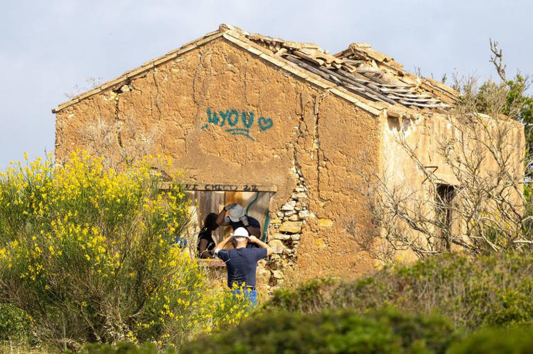 Inside abandoned Madeleine McCann search farmhouse as police find ...