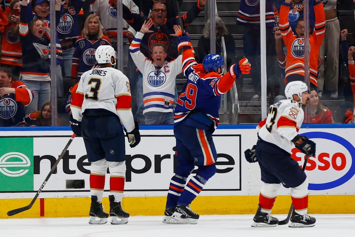 By the numbers: Oilers stage another playoff comeback, win Game 1 of ...