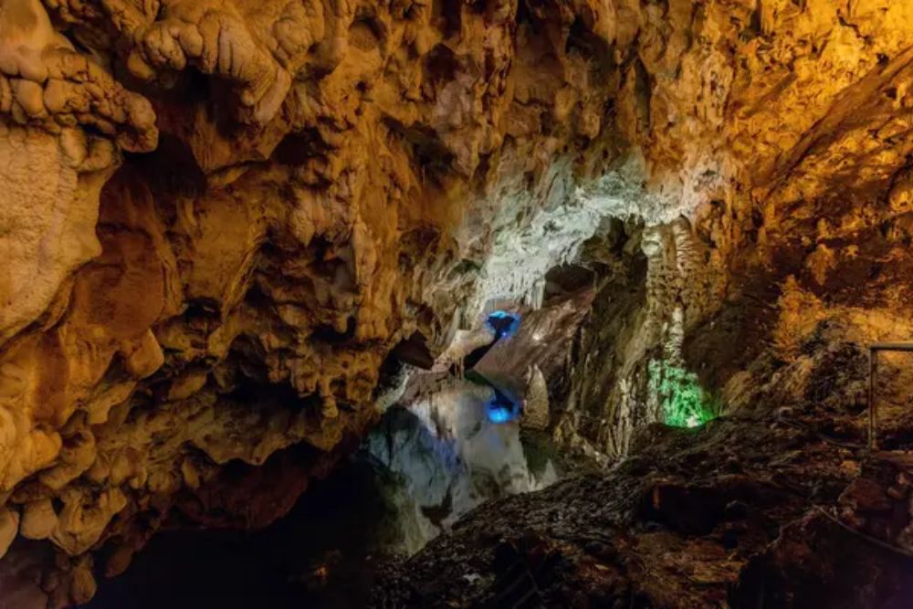 20 Hidden Caves in Vietnam That Are Waiting to Be Discovered