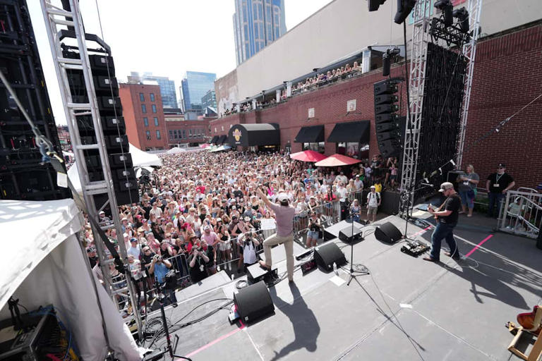 CMA Fest 2025 lineup: Here's where you can find out who's playing where ...