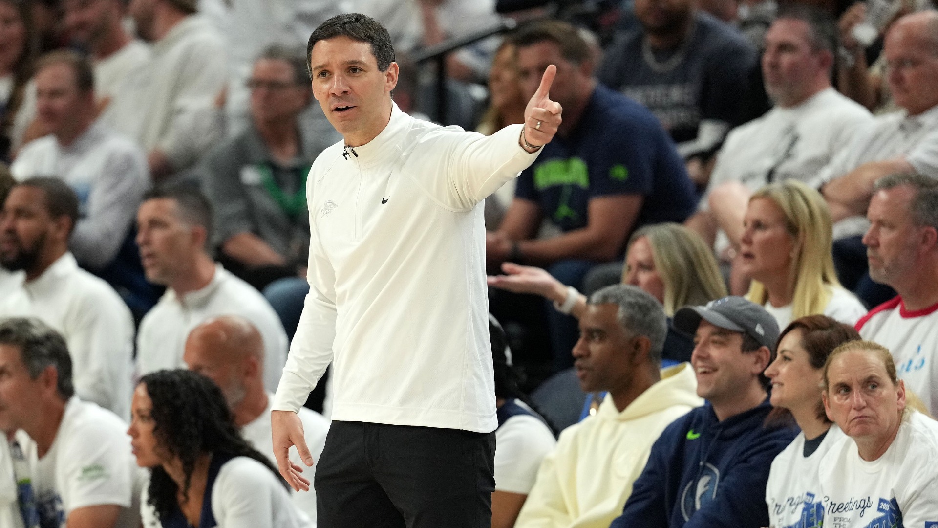 Building NBA Teams: Draft & Trade Strategies Revealed