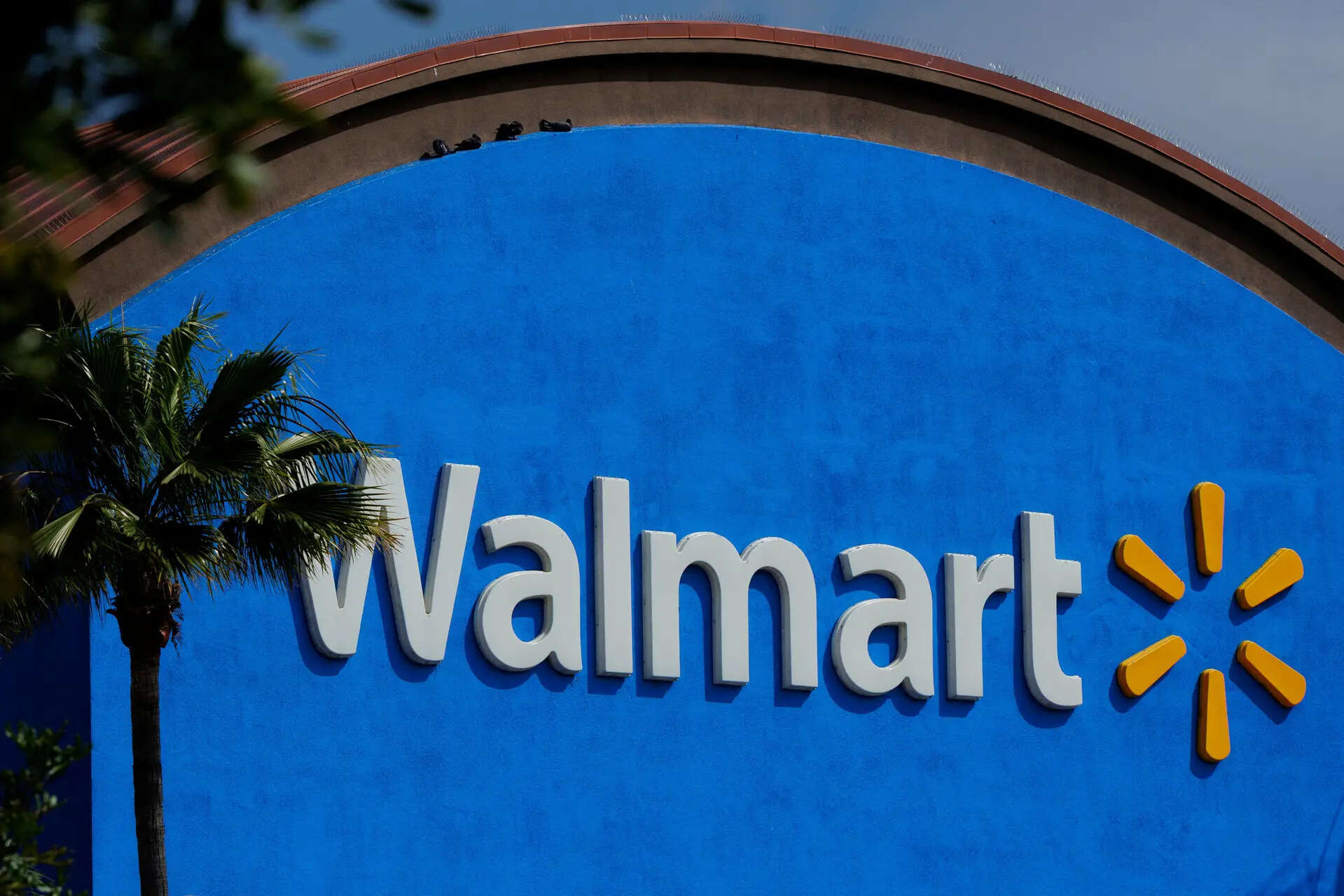 After Procter & Gamble cuts 7,000 jobs, Walmart now set to lay off over ...