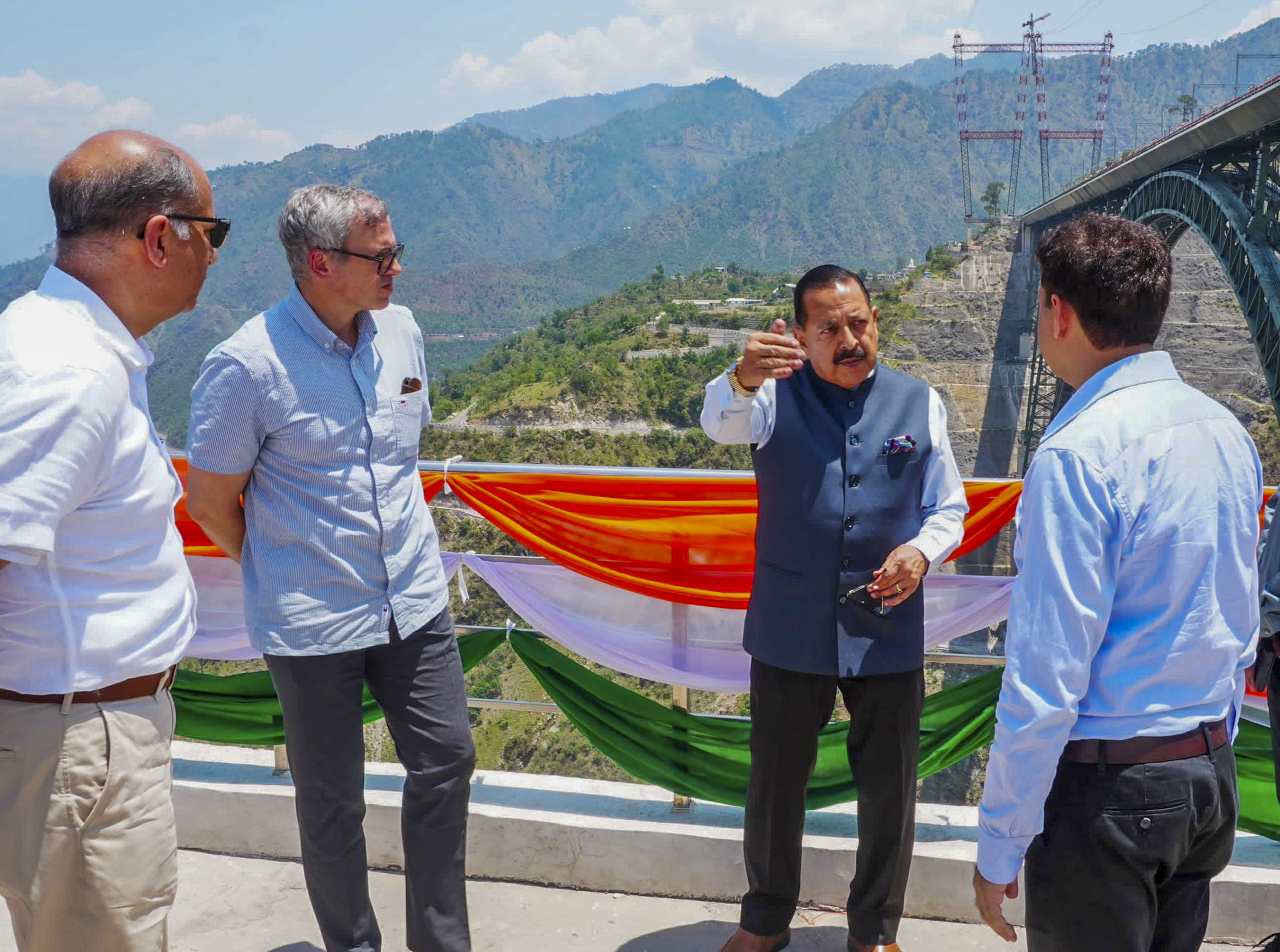 J and K CM, Union ministers review arrangements in Katra ahead of PM's ...