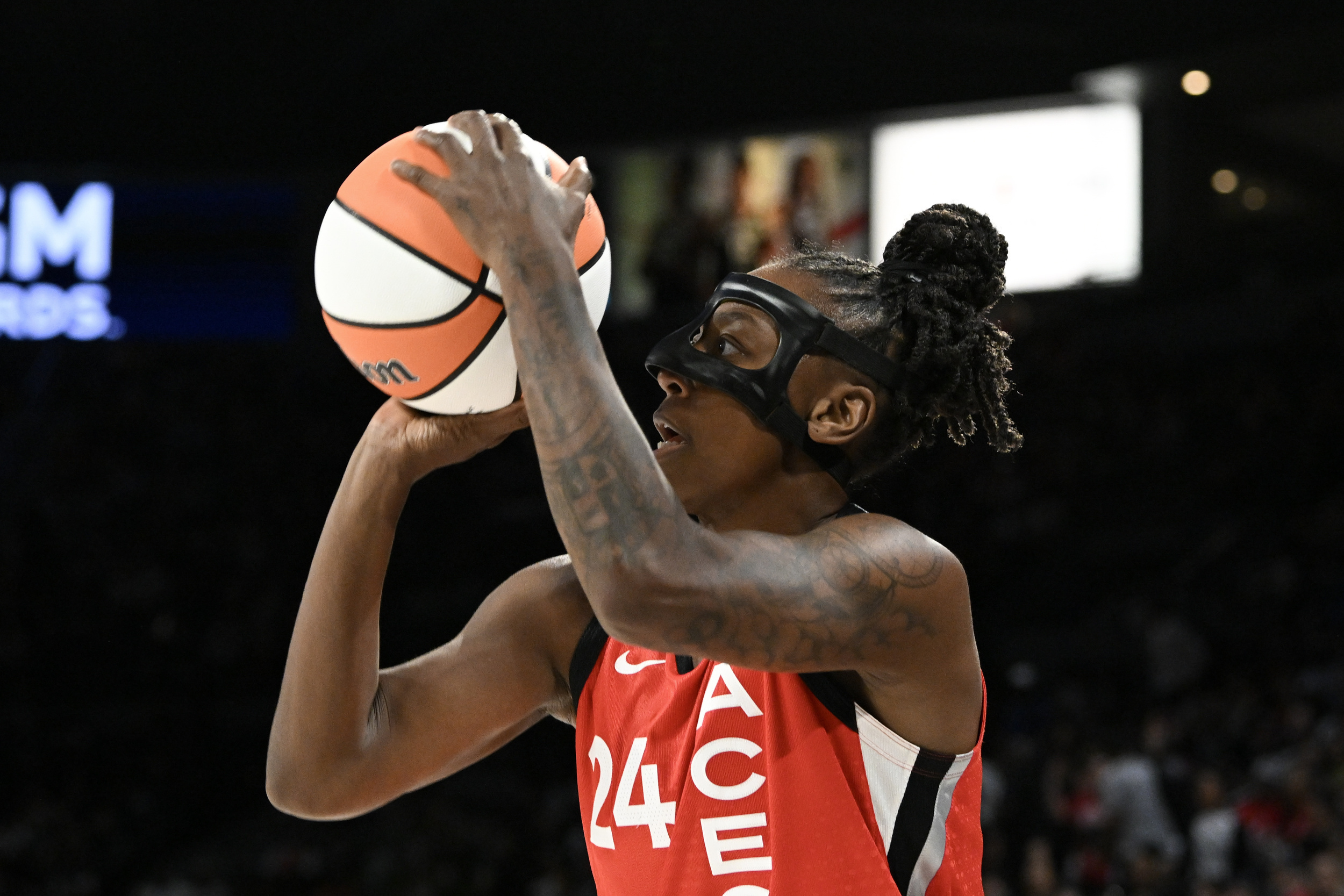 Seattle Storm coach accused of cursing at former player