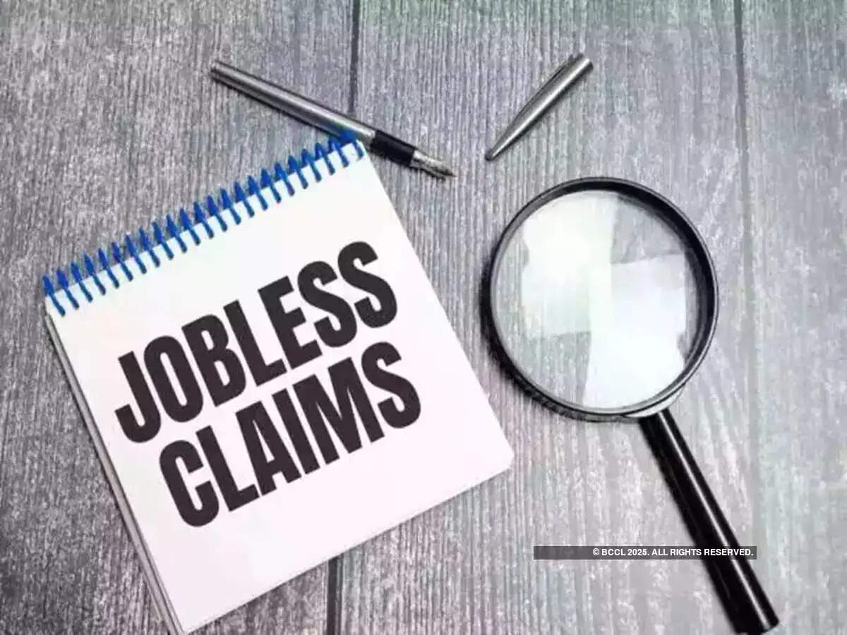 US weekly jobless claims rise for second straight week