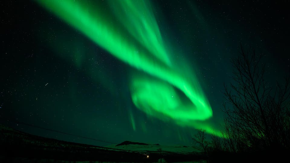 Northern Lights Forecast: 10 States May See Aurora Borealis Tonight As ...
