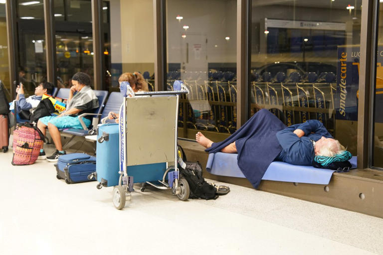 Newark passengers stranded as airport suffers more chaos over worrying ...