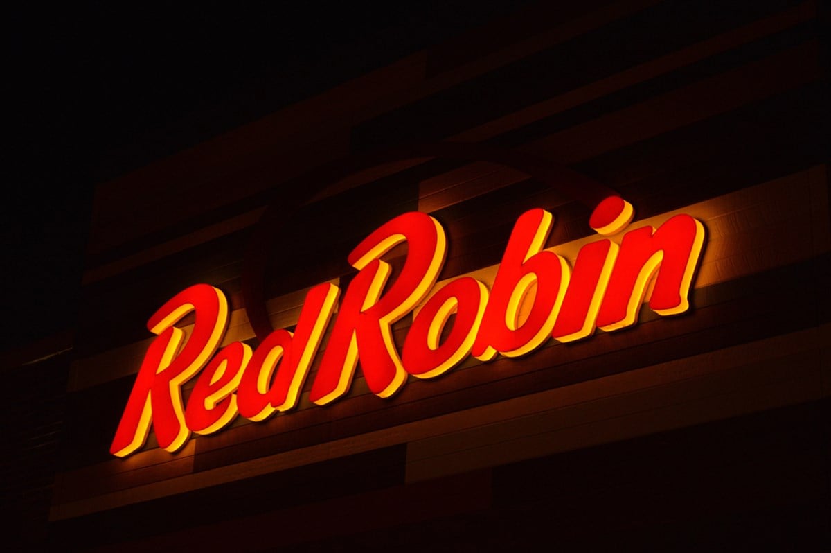 Red Robin's Comeback: Q1 Earnings Spark Investor Hopes