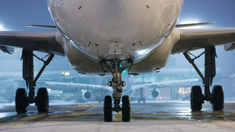 How Do Planes Steer On The Ground?