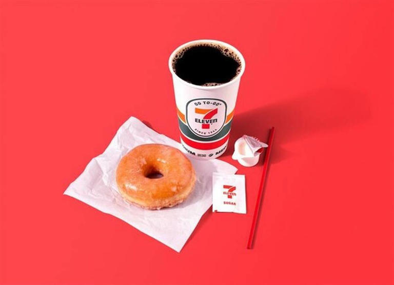 7-Eleven's glazed doughnuts are 50 cents for one day only. Here's what ...