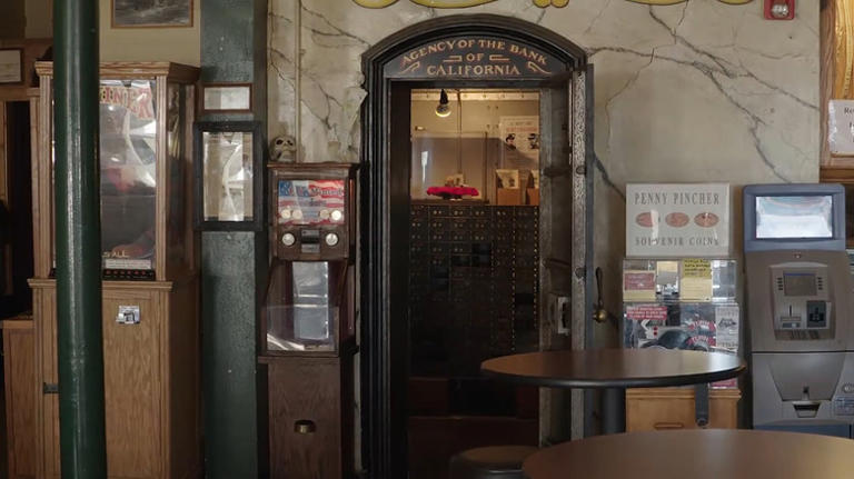 This Nevada Saloon Is An Underrated Attraction With Live Music And An ...