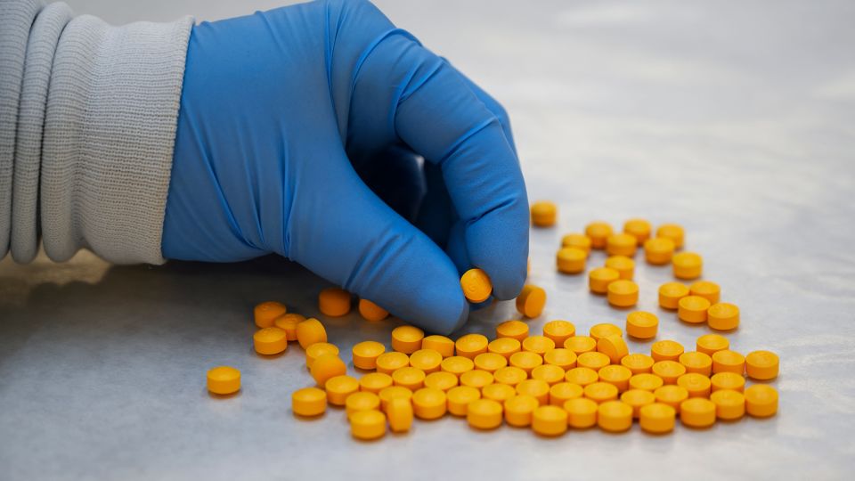 Why are synthetic opioids so dangerous? An ER doc explains