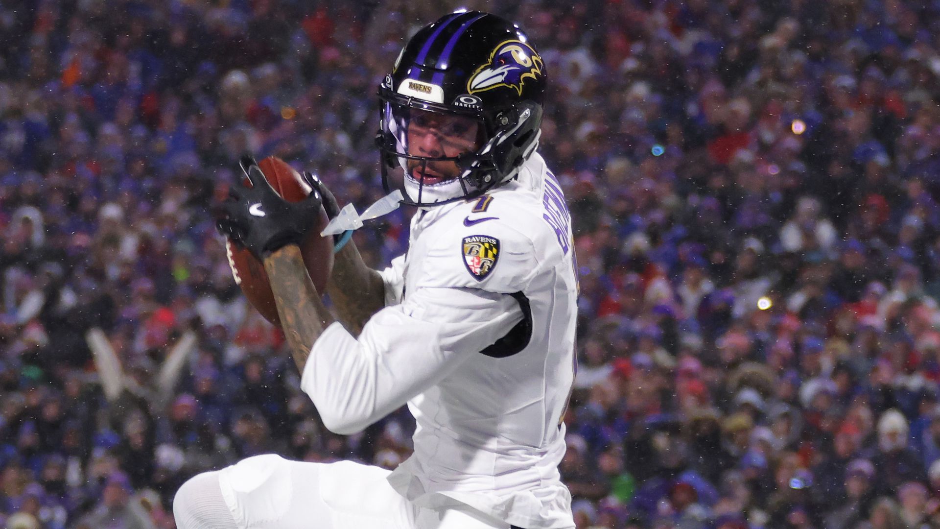 Ravens sign WR Rashod Bateman to 3-year, $36.75 million extension