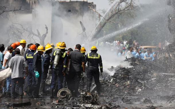 Perito indica o que supostamente pode ter causado queda de avião na Índia