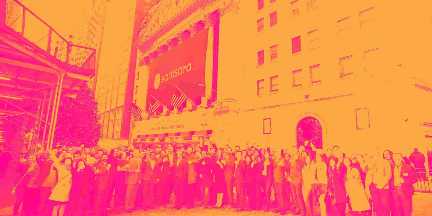 3 Market-Beating Stocks for Long-Term Investors