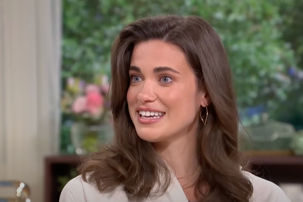 Bridgerton actor reveals boxing training helped her fight off phone thief