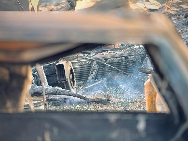 Rowena Fire destroys 20 homes in Wasco County; Evacuations ongoing, I ...